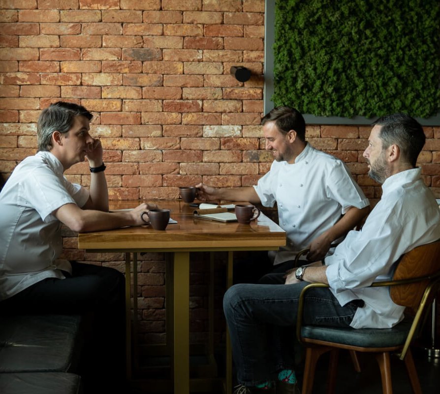 Chef Colin Clague joins Nick Alvis & Scott Price