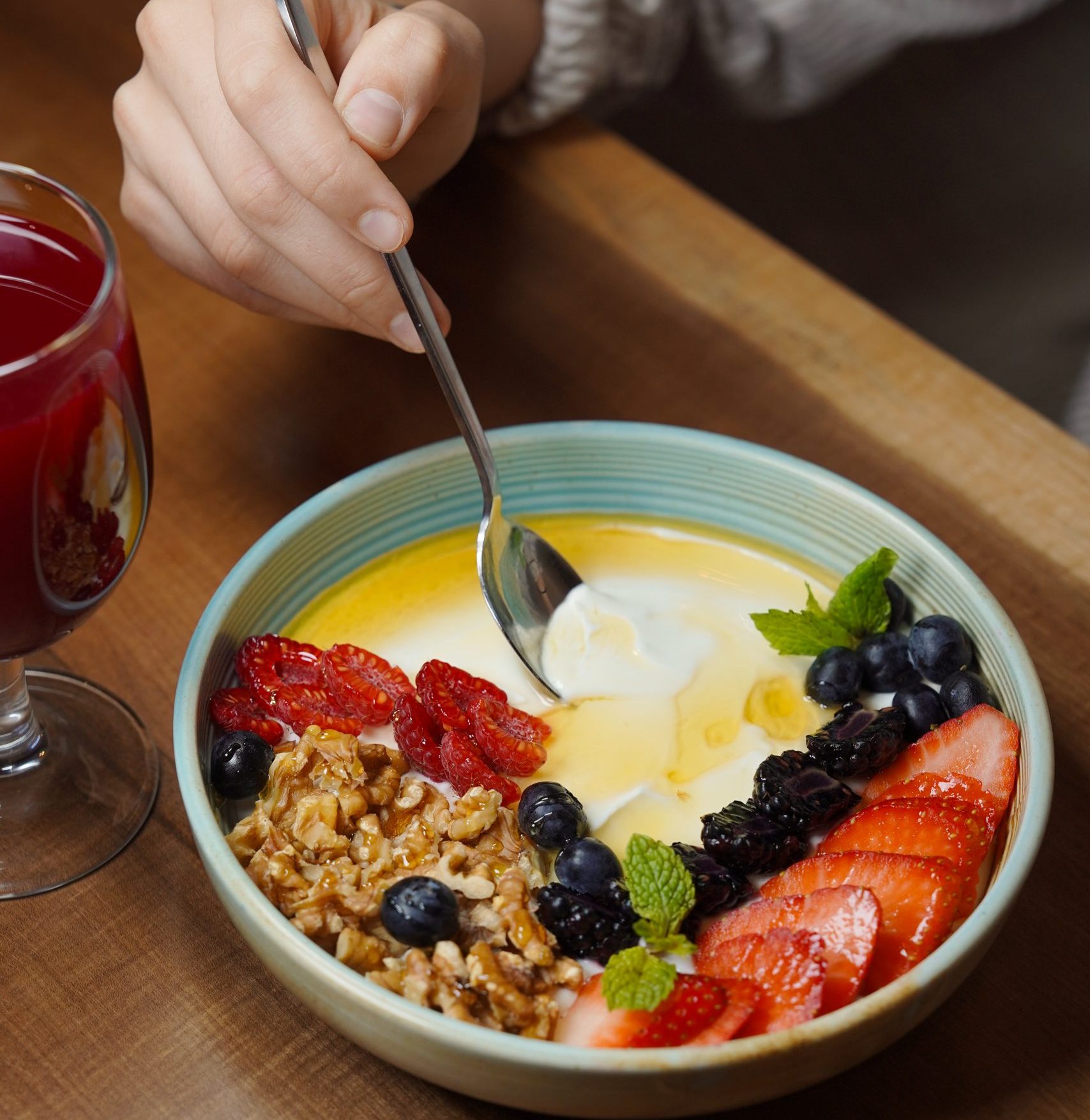 Chef Alexandros Sperxos leads Efzin Fresh's expansion - Good Food ...